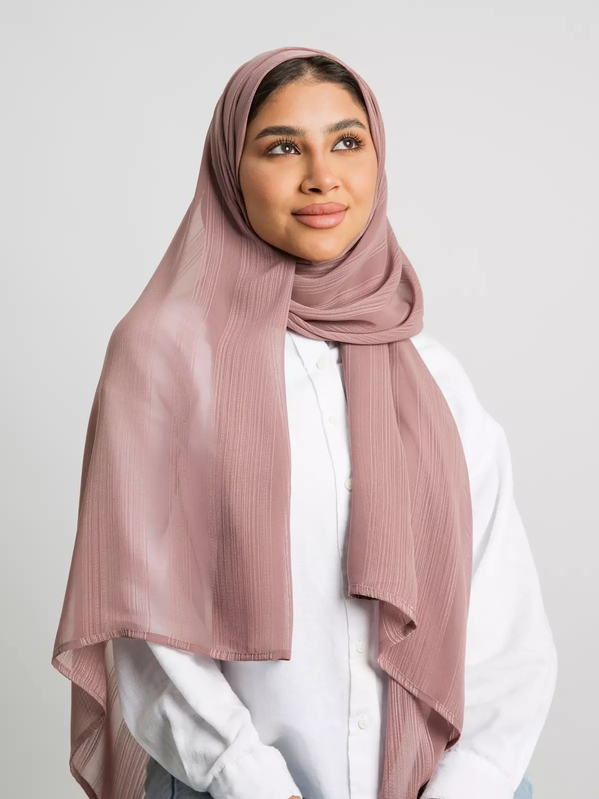 Kaafmeem: Latest Abayas, Clothing & Tarha Plain Parisian