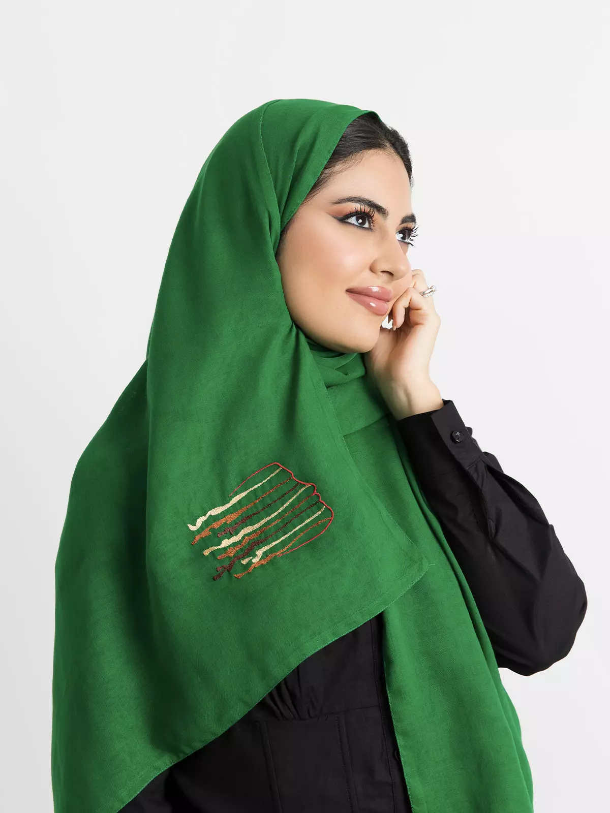Latest Abayas, Clothing & Tarha Voile tarha from our ULOO exclusive ...