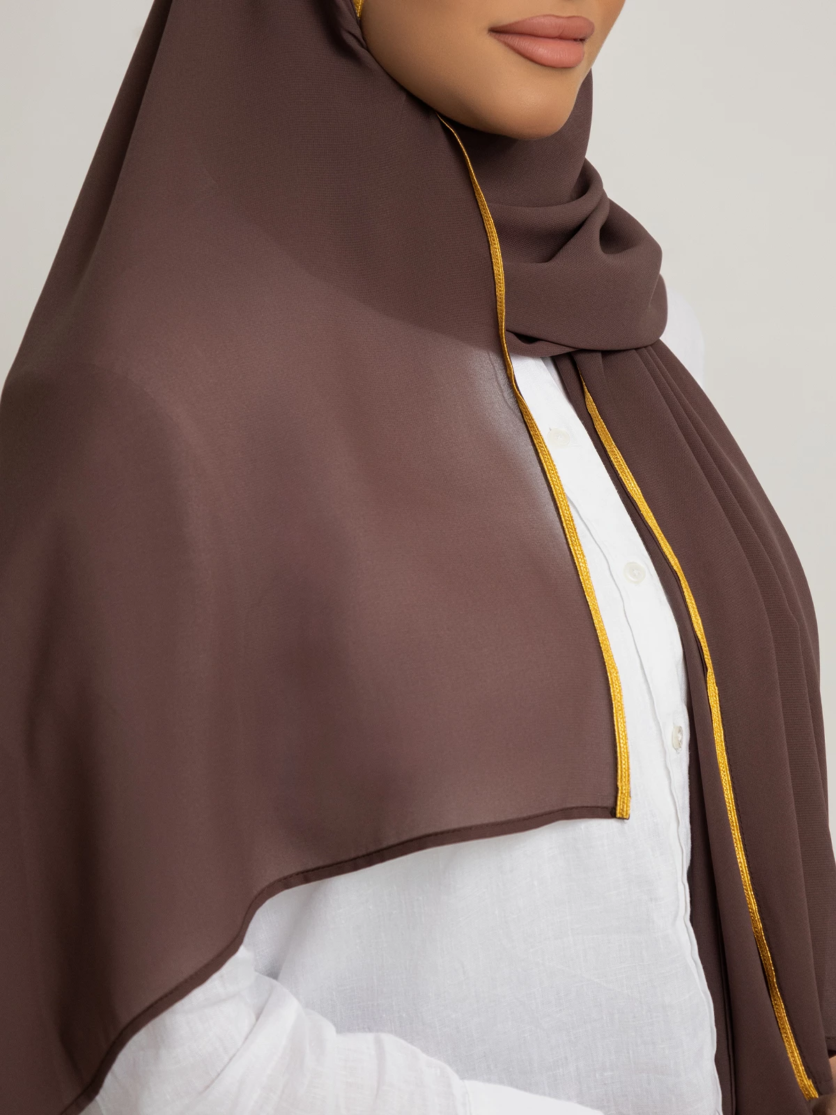 Latest Abayas, Clothing & Tarha Brown Meshlah Laser Tarha | Kaafmeem ...