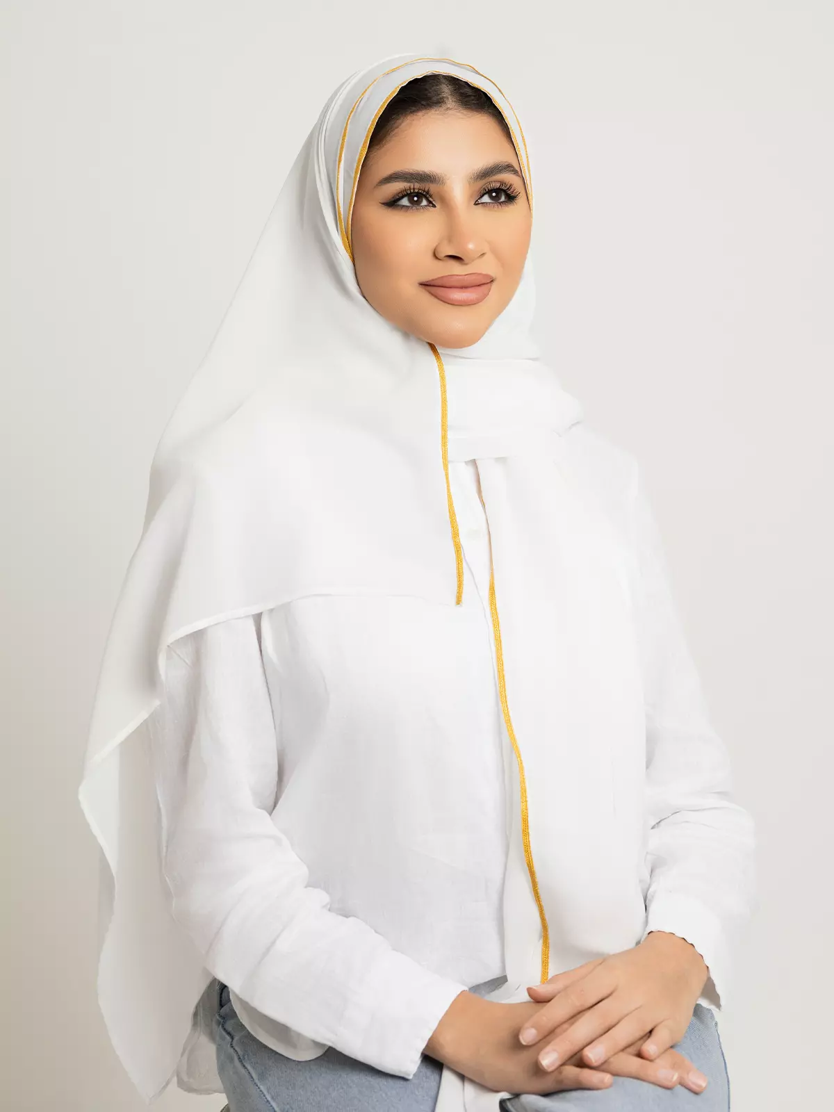 Latest Abayas, Clothing & Tarha White Meshlah Laser Tarha | Kaafmeem ...