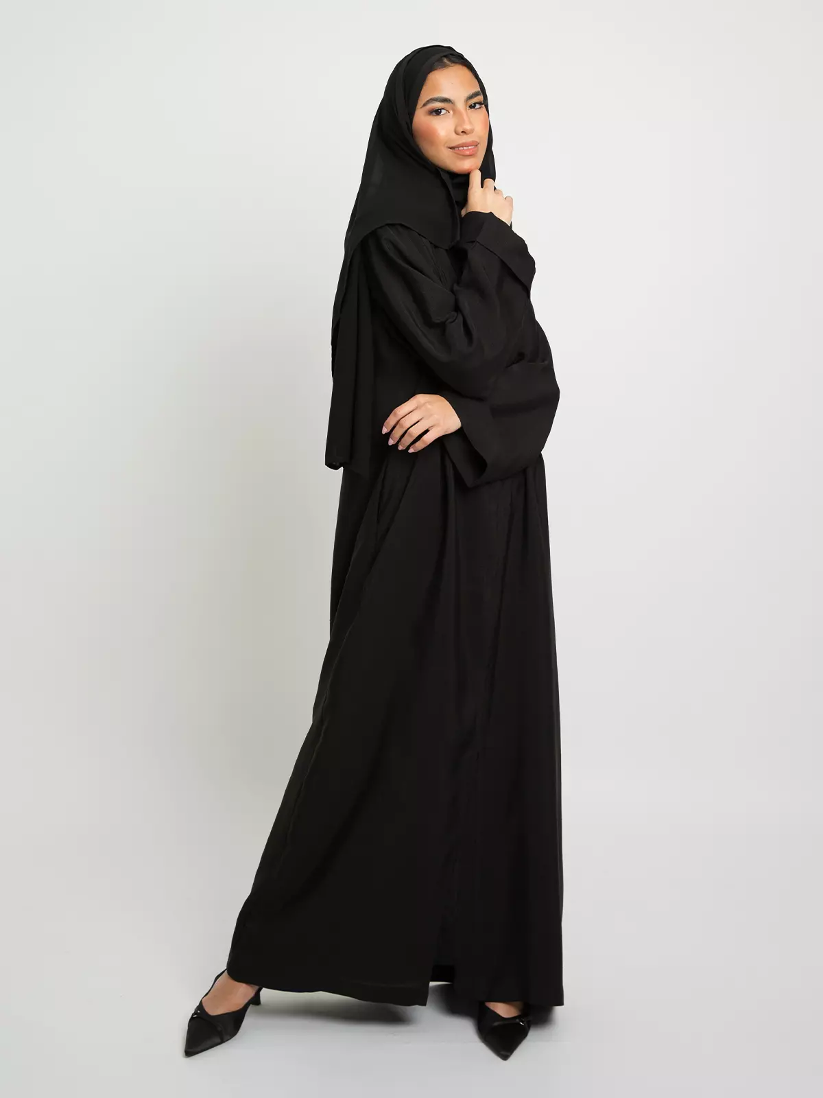 Kaafmeem: Latest Abayas, Clothing & Tarha Discover the Latest Abaya ...