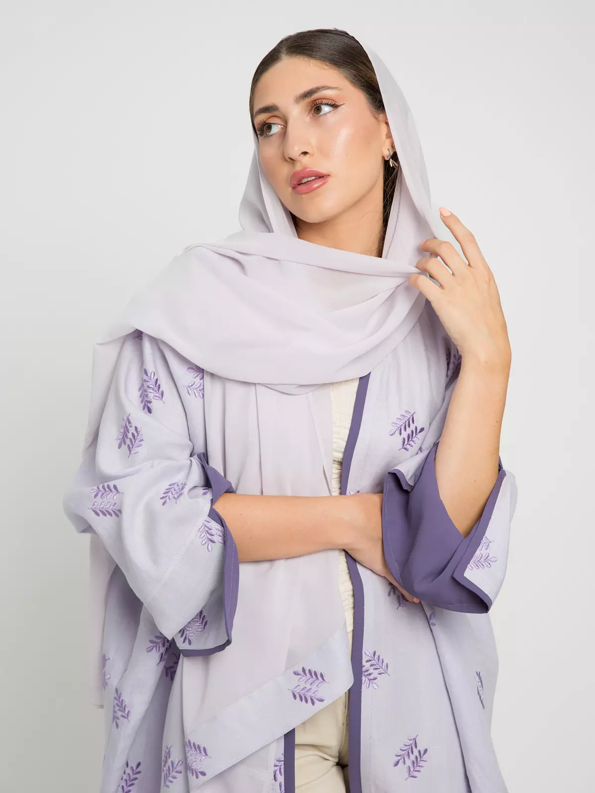 Kaafmeem: Latest Abayas, Clothing & Tarha Shop Fancy Abayas for Women ...