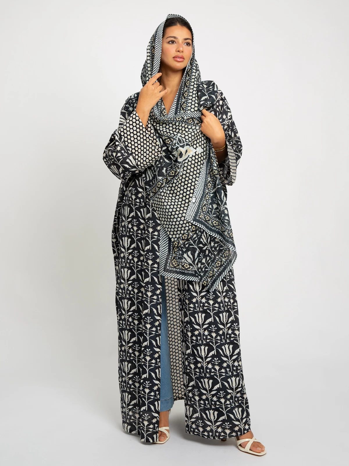 Latest Abayas, Clothing & Tarha Wide Fit - Shop by Design - Abaya