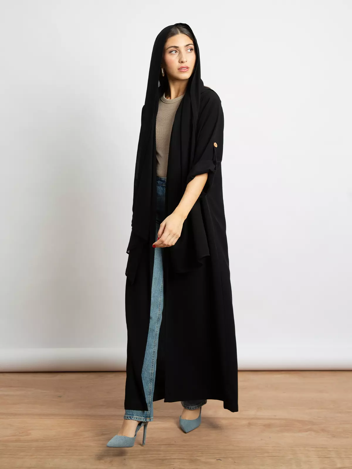 Latest Abayas, Clothing & Tarha Open abaya | Yoryu fabric abaya