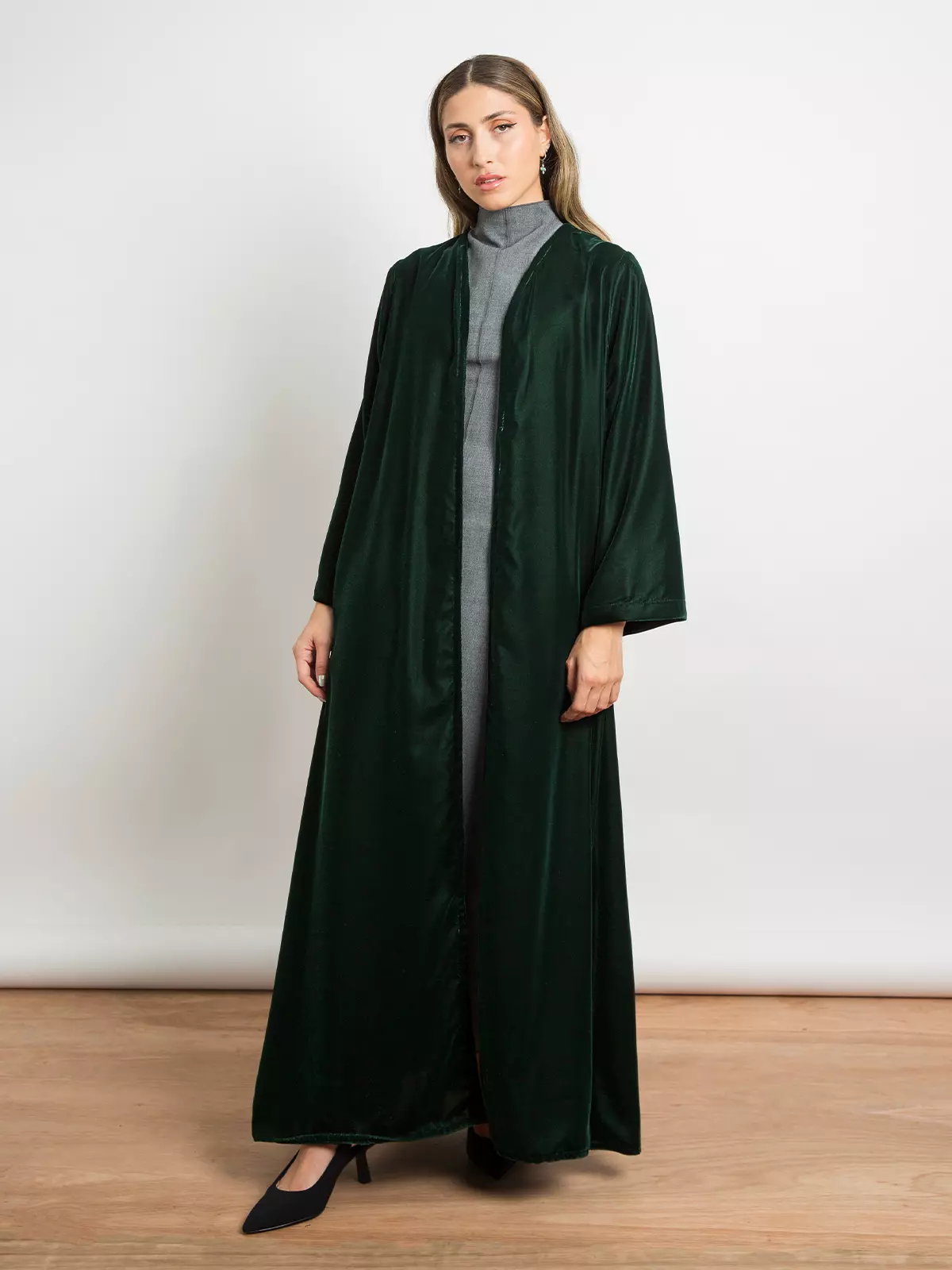 Discover the Latest Abaya Styles for Every Occasion | Kaafmeem