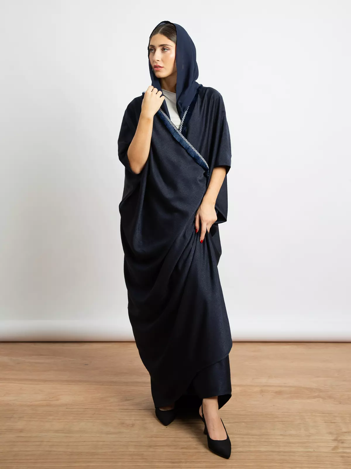 Kaafmeem: Latest Abayas, Clothing & Tarha Shop Fancy Abayas for Women ...