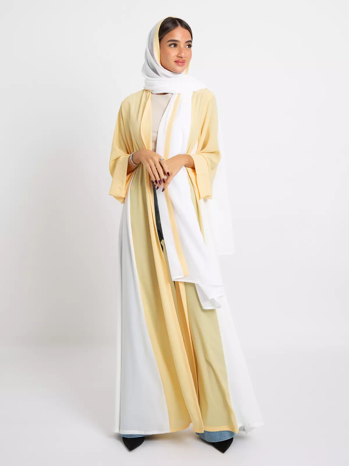 Kaafmeem: Latest Abayas, Clothing & Tarha Elevate Your Everyday Style ...
