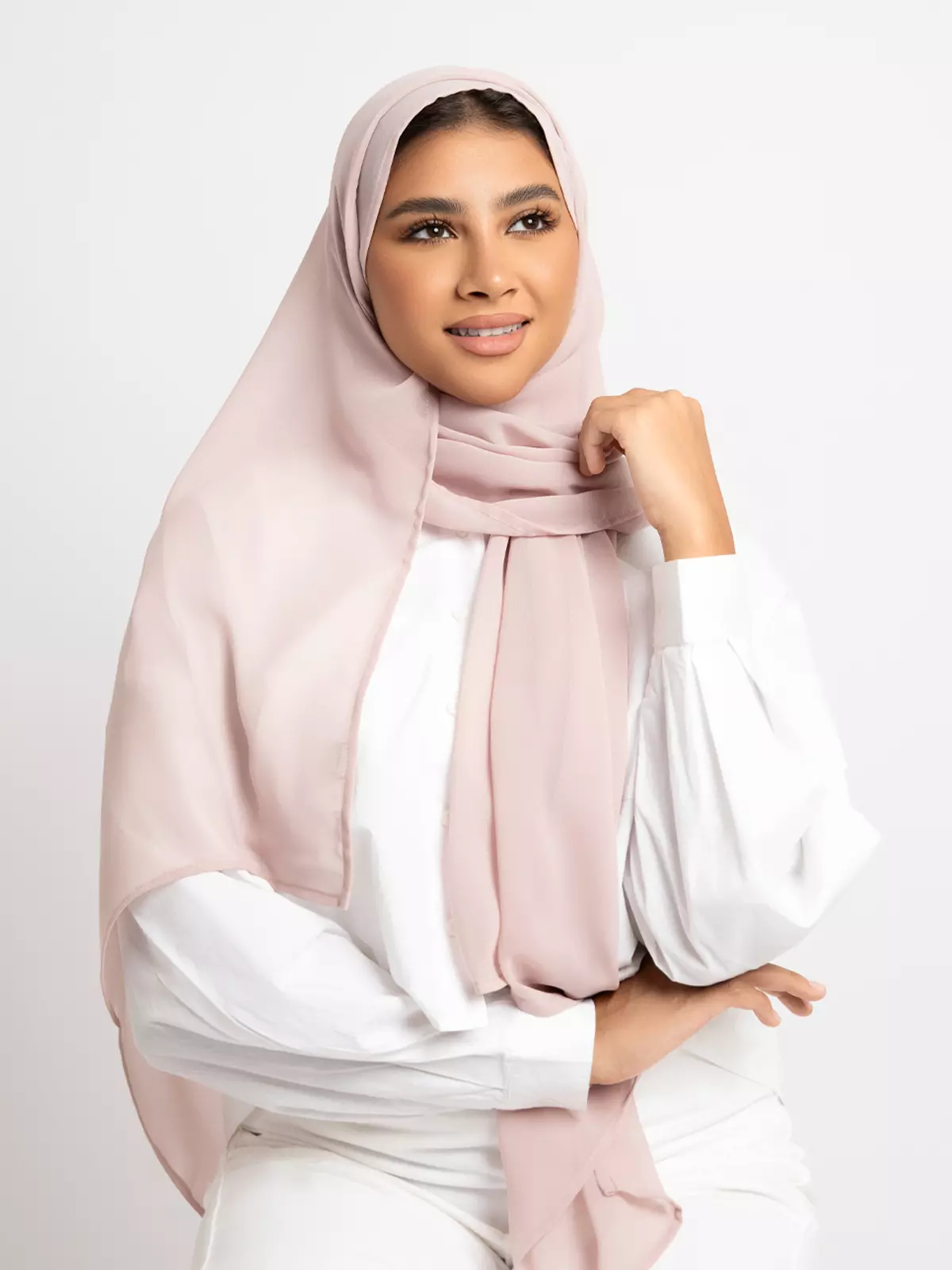 Kaafmeem: Latest Abayas, Clothing & Tarha Luxurious chiffon hijab ...