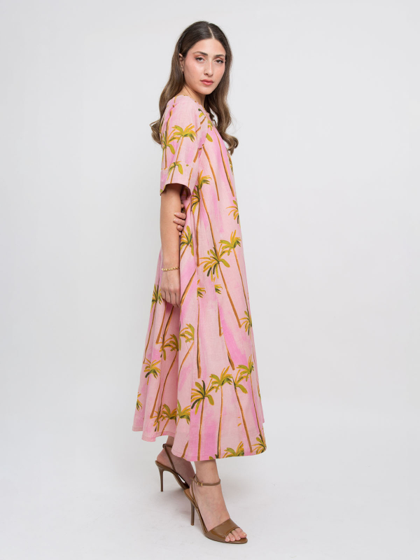 Latest Abayas, Clothing & Tarha Palm Prints | Pink Half Cloche Cotton ...