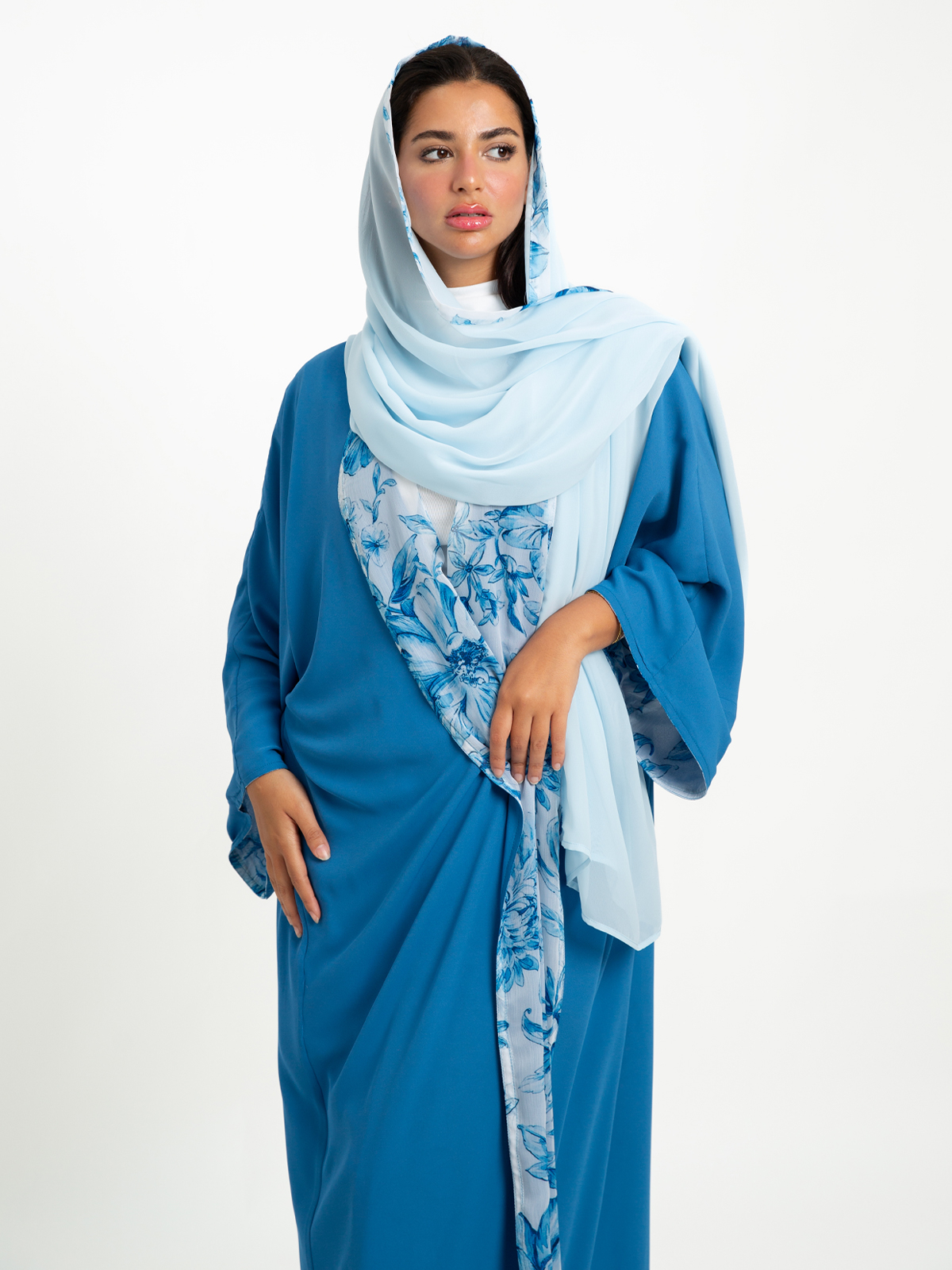 Latest Abayas, Clothing & Tarha Double-face Chiffon Abaya | Blue ...